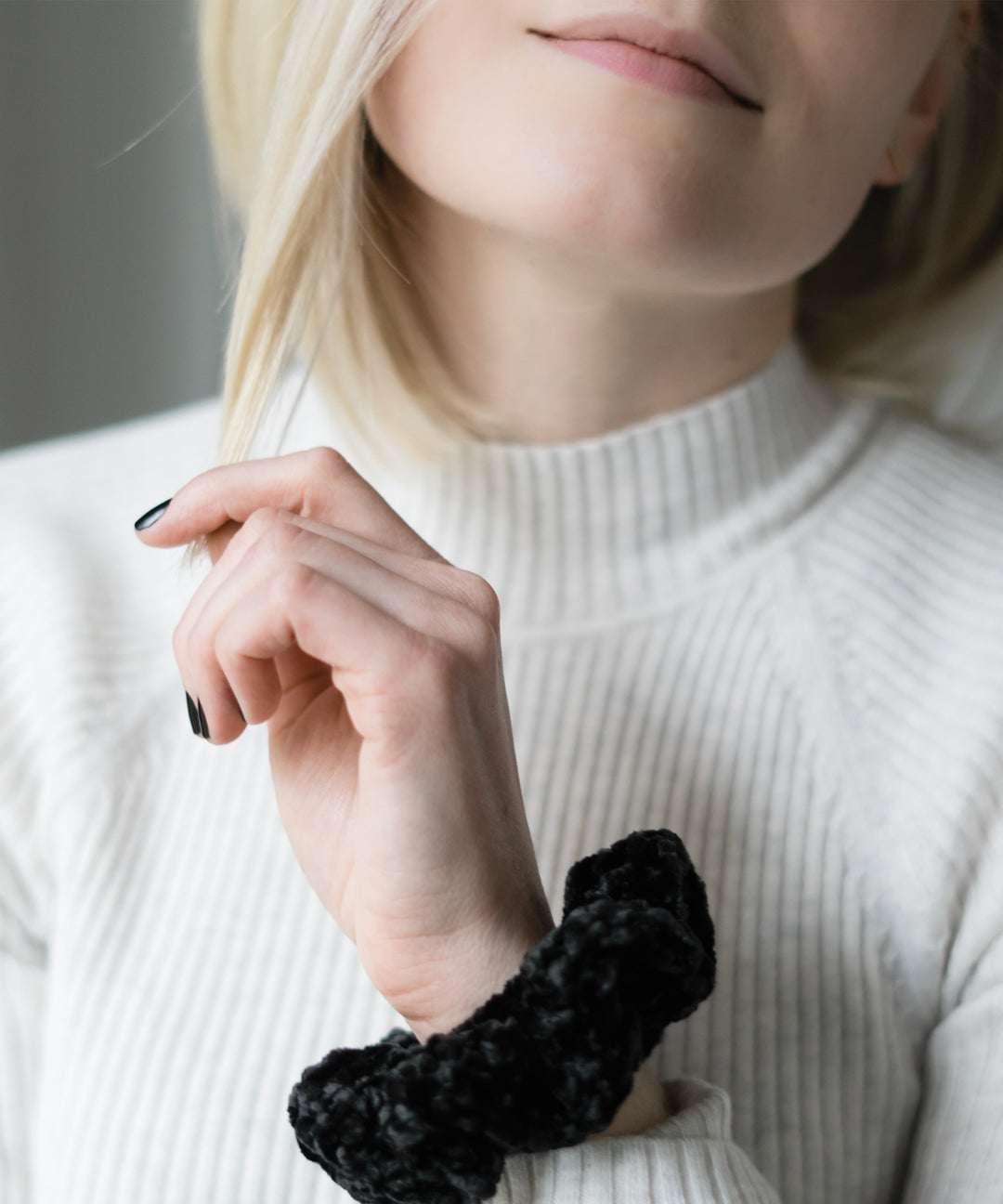 Aquin Scrunchie – DeBrosse